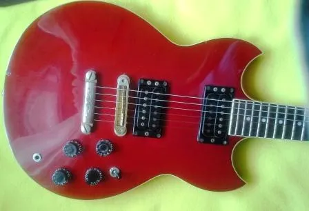 YAMAHA SG400 Elektromos gitár eladó | GS Fanatic