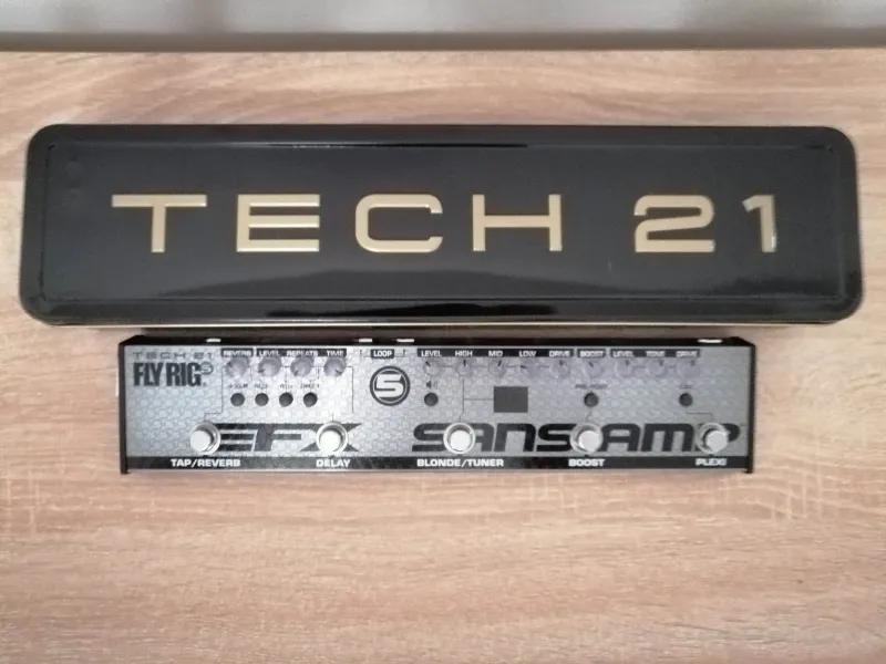 TECH 21 Tech 21 Fly Rig 5 SansAmp V2 Multieffekt eladó | GS Fanatic
