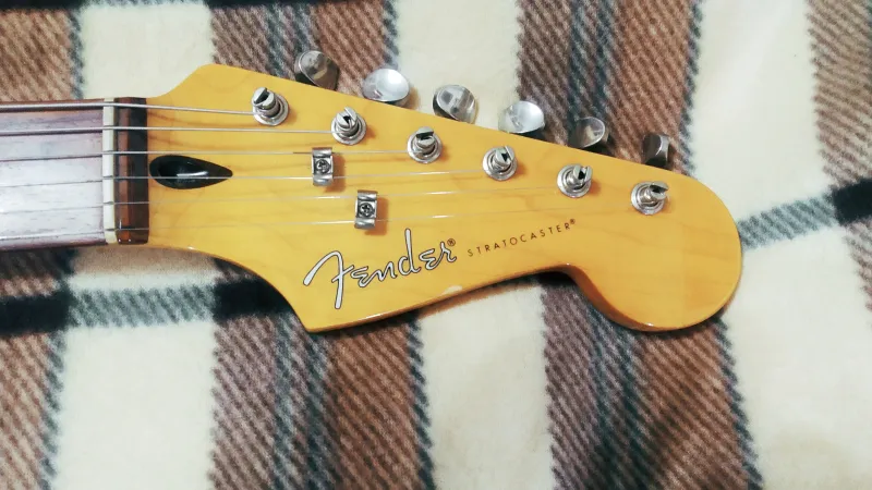 Fender Modern Player Stratocaster Elektromos gitár eladó | GS Fanatic