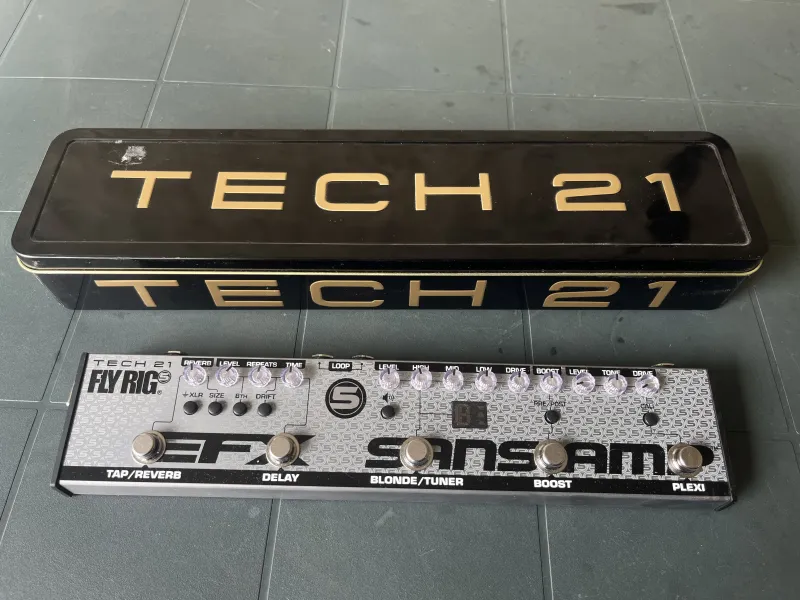 TECH 21 Fly Rig 5 v2 SansAmp Effekt pedál eladó | GS Fanatic