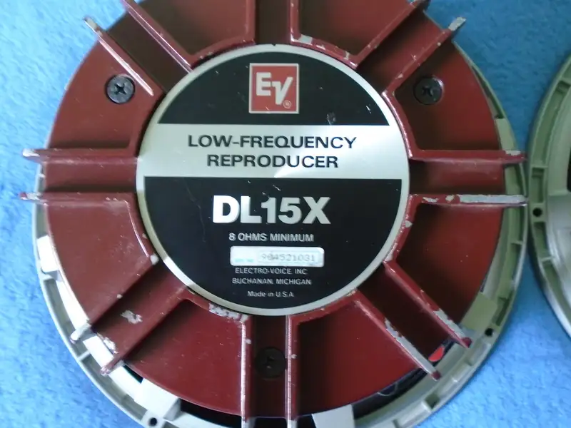 Electro Voice DL15X Hangszóró 99000 HUF eladó - GS Fanatic