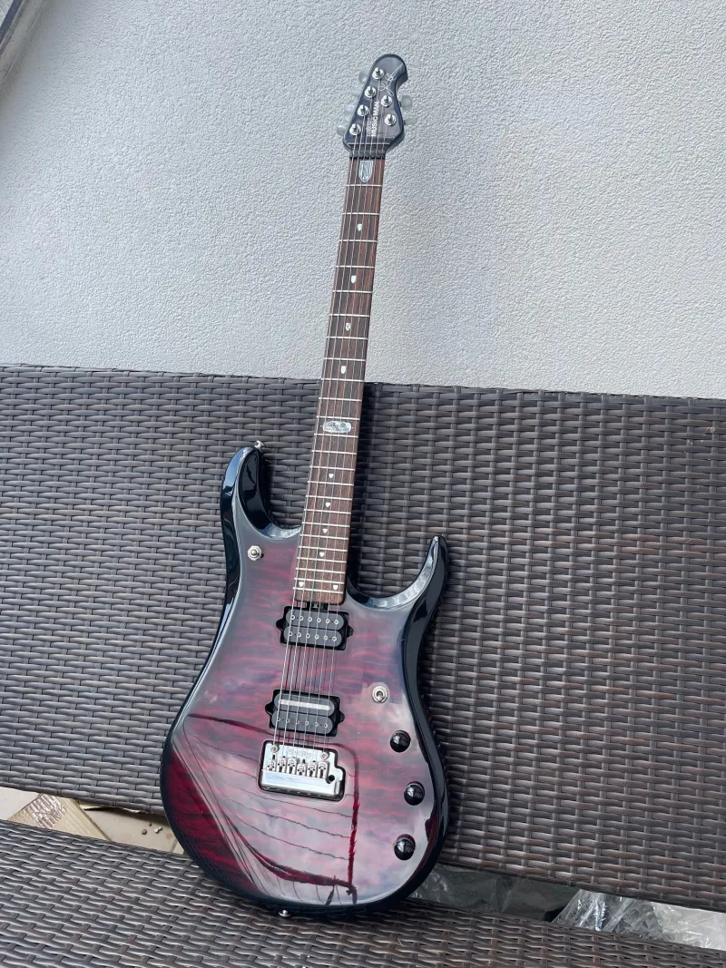 Music Man JP6 BFR Baritone Ruby Flame Ball Family Rese Elektromos gitár ...