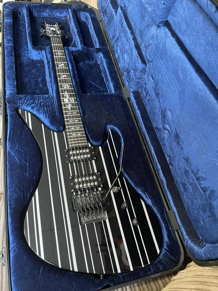 Schecter Synyster Gates Elektromos gitár for sale | GS Fanatic