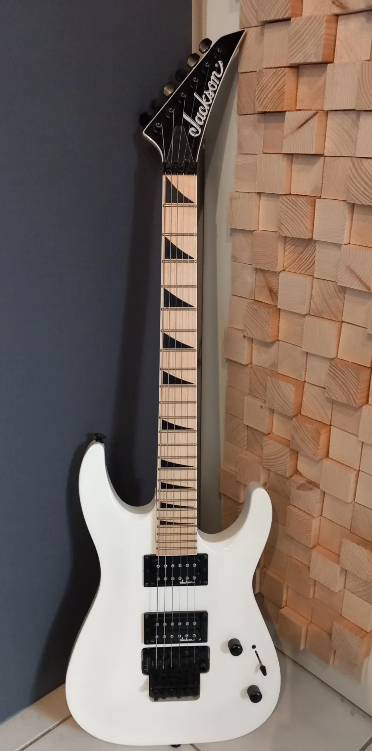 Jackson JS32 DKA-M Dinky SW Elektromos gitár eladó | GS Fanatic