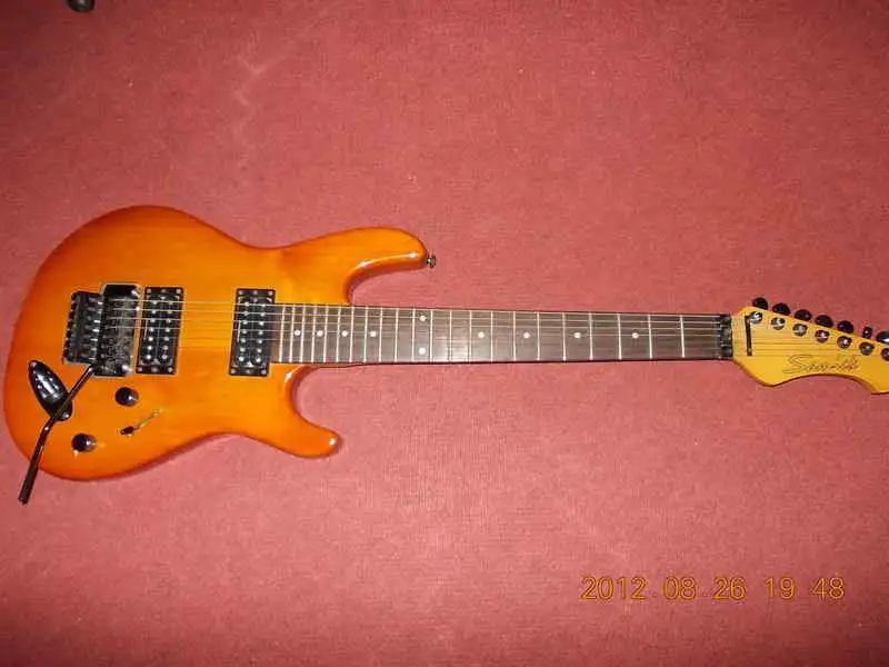 Samick 7-húros Floyd Rose Csere is Guitarra eléctrica de 7 cuerdas en ...