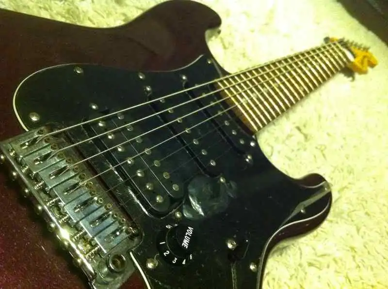 Squier Fender Stratocaster Elektromos gitár 7 húros for sale | GS Fanatic
